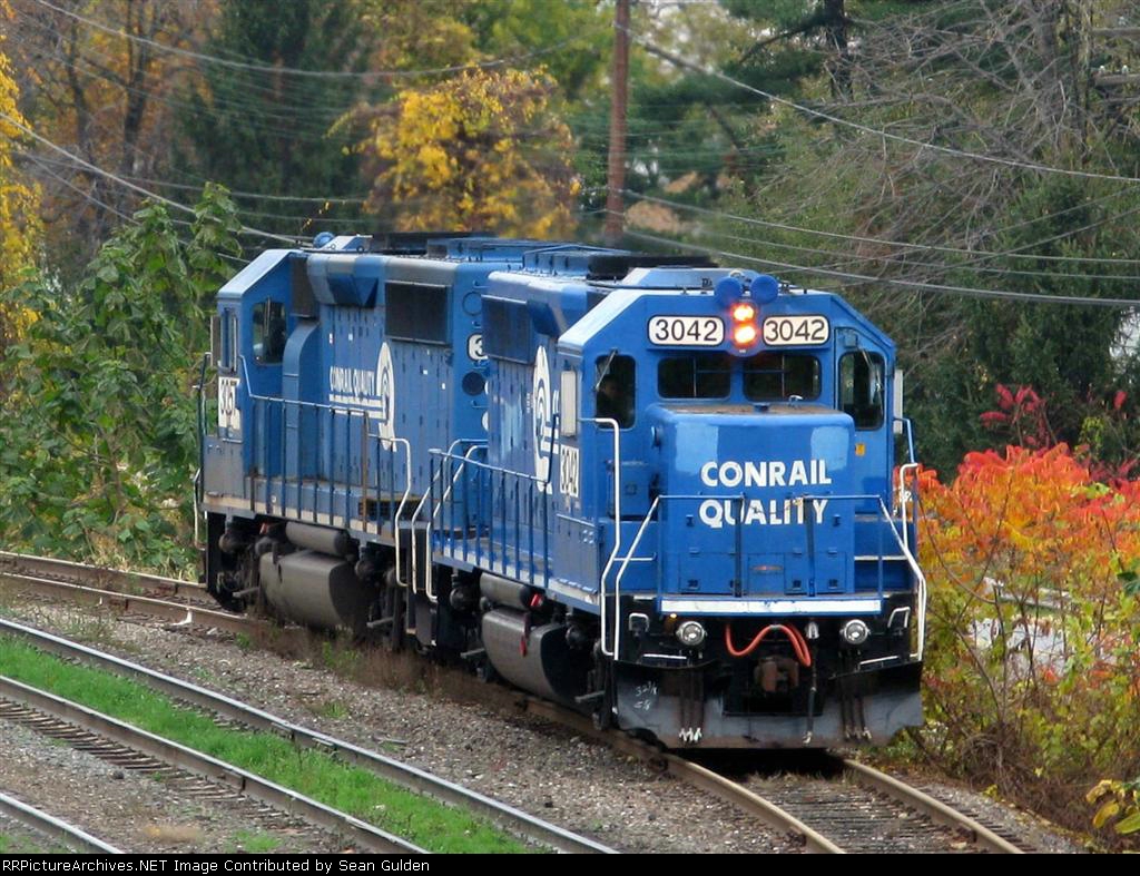 NS EMD GP40-2's 3042 & 3057